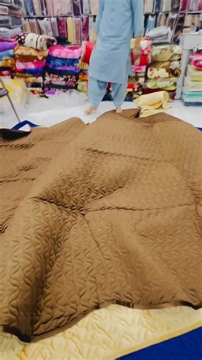 6.6K views · 85 reactions | Velvet 3pcs bedsheet – soft, stylish aur luxury touch ke sath! Winter ke liye perfect choice ❄️️” | Bedinwell Shopping mall | Facebook