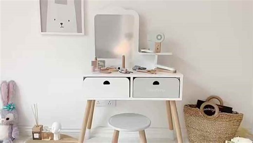 Stylish Kids' Simulated Makeup Dressing Table Fashionable Beauty & Fashion Toys