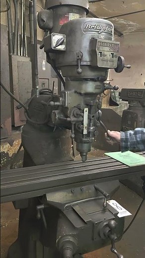 Bridgeport Series 1 2HP Vertical Milling Machine for Sale in Auction