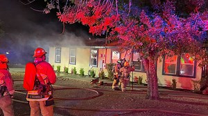 Austin firefighters respond to fire at South Austin accounting business
