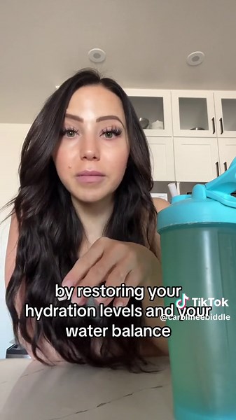 Start your day with electrolytes and thank me laterrrrr. I use @CoffeeOverCardio hydrate code CAROLINE #caffeineaddiction #hydration #naturalenergy #boostenergy