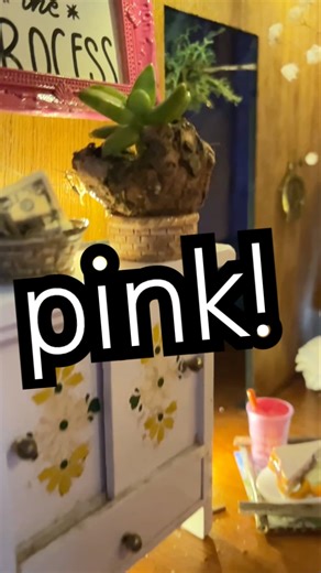 Paint it for a vibe🤓🥂 #mini #feelsgoodhere