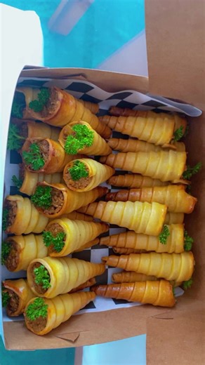 Videos de Micky’s Bite (@mickys.bite) con “original sound - Zest Anm”