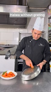 Ab yeh tum bhin try karoge naa 😈 kyuki me to krunga !! Restaurant hustle Chef struggles Funny moments = Viral content guaranteed (Viral chef • Funny • Comedy)#reelitfeelit #reelkarofeelkaro #chefstalk #ootd #dogsofinstagram comedy funny 100M | Rashid Usmani