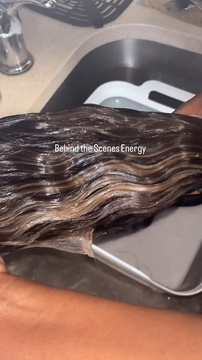 6 comments | Hot cocoa? Nahhh, baby hot copper.  Fall is for rich color, soft layers, and wigs that snap on in seconds… no glue, no fuss, no “did your lace lift?” drama. Dropping 11/15. If you’re feeling her already, drop a  so I know you’re ready. #FallHair #GluelessWig #CopperSeason #ReadyToShip #WigBusiness #ProtectiveStyle #EffortlessBeauty #BlackGirlLuxury | Tresses of Melanin Elegance | Facebook