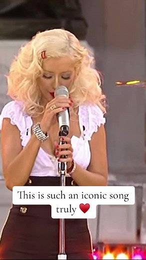 Christina Aguilera Beautiful Live Performance
