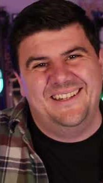 Brigitte Macron, Ary Abittan, Yellow Coins: a joyful mess! 🔴