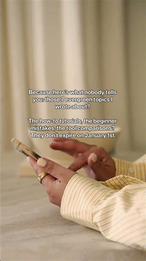 7 Evergreen Blog Topics That Work Year-Round (Even in December)