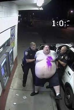 Too Fat to Fit: ATM Robber’s Arrest Turns into a Total Fail 😂🚓 #robberyfail #funny #atmfail