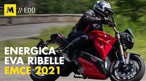 L'arrivo della nuova power unit EMCE rinnova radicalmente la dinamica della naked Energica. Ecco quanto cambia | Moto.it