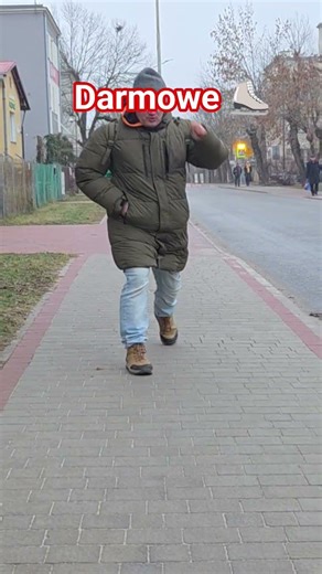 Darmowe Lodowisko ⛸️ 😂. #pogoda #stalowawola #zima #shortvideo #shorts #youtubeshorts