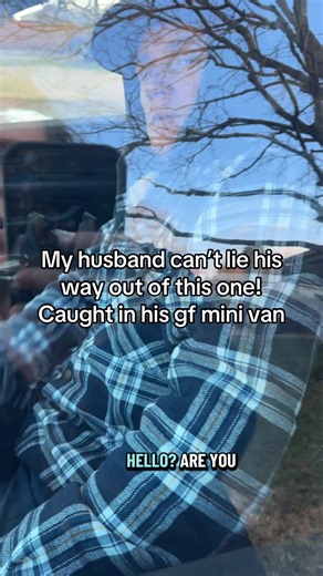 “I use tinder out of the goodness of my heart?!!! To help single moms!” SO MAMY LIES #cheatersgettingcaught #cheater #caughtcheating #cheatinghusband #tinder