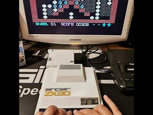 Sinclair ZX80 Playing the game Rock-Crush 80 - Retro Gaming