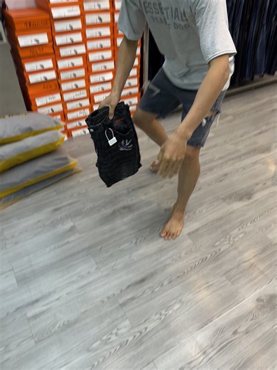 cánh én hot qua ae