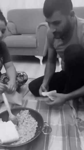 Cooking Fun with Friends: Traditional Turkish Food Prep