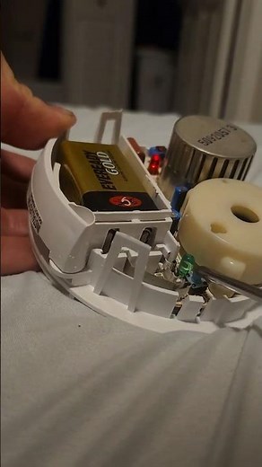 First Alert 9120B test without cover!