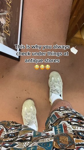 Vintage advertisement signs are unmatched 😳😎 #antiquestore #vintage #thifting #vintagesign #thrifted