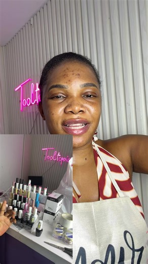 Gel Polish Stand: A Stylish Nail Solution