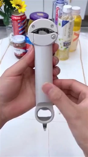 ✨Why did I fight rusty can openers for years? 😅 This little magician pops lids catches ’em mid-air! 🧲 #KitchenHacks #CookingTips #GadgetLover 🎁https://fftrendy.xyz/p?code=obb5712 | Fftrendy xyz