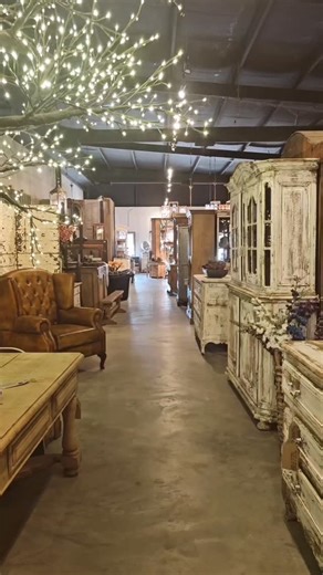 Why scroll for hours when you can stroll through aisles of history, beauty, and one-of-a-kind finds? Whether you’re hunting for the perfect statement piece or just love exploring timeless charm, our showroom is full of surprises waiting for you this week. #OldWorldAntieks #OldWorldLuxury #HistoricalCharm #CuratedHome #AntiqueInspiration #LuxuryFurnitureFinds #FrenchAntiquesTexas #OneOfAKindDecor #RusticRefined #AntiqueObsessed #CollectibleDecor #HeritageDesign #StyledWithHistory #DesignWithCharm
