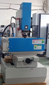 [Hot Item] Electrical Sparking 3-Axis High Cost-Effectiveness EDM Die Sinking Machine Znc1060