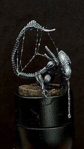 Adding some slime effects from a fresh Xenomorph. I was inspired by the new Alien Earth series. #alienearth #alien #warhammercommunity | Mamikon Paints