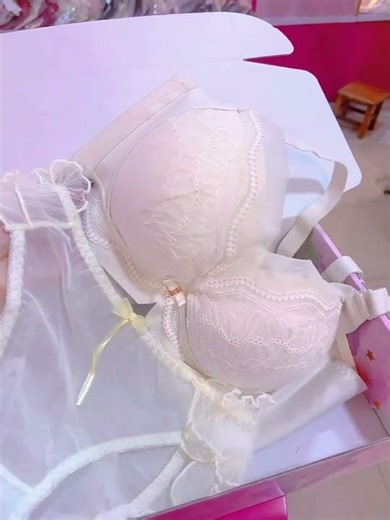 bra types for women, how to buy bra #underwear #shapewear #bra #cleavage #howto