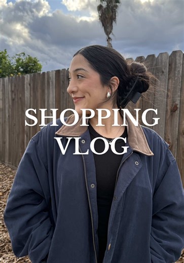 I think going shopping in the day after Christmas is going to be a new tradition. I did it last year and this year and it’s just so much fun. It’s a way to savor Christmas for a little bit longer. #shoppingvlog #afterchristmasclearance #afterchristmassale #target #walmart