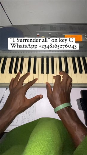 How to play “I surrender all” by William McDowell on key C | SteveChords TV