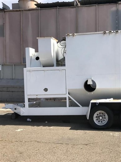 Dust Collector Truck EnTech Industries Specifications: Filtration..............18 top loading Cartridges Filter Cleaning.........Time Cycle reverse air pulse Air Intets..............(4) 16