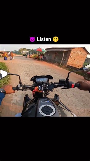 bike se girte girte bacha #youtubeshorts #xtreme125r #trending #biker #bike #bikeride #viral #short