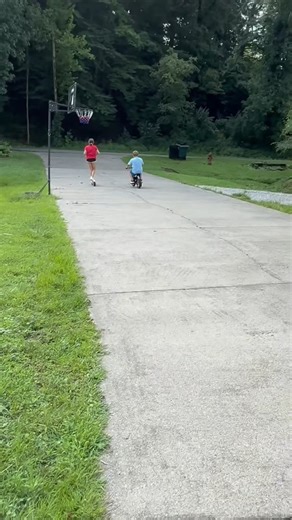 Watch Kids Electric scooter cool led display fun ride on Amazon Live