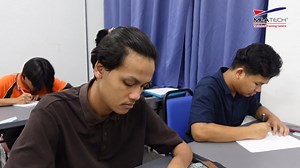 Aircraft Instrument Class by Sir Mat Isa For more information, please contact our education advisor at: 011-1283 8734 (Pn Anessa) 011-3642 8981 (Cik Aini) 017-903 1798 (Pn Zura) 06-758 7076 (Office) Click link below to join us! https://forms.gle/oAtdfZH9uHUXipcA9 #meatech #meatechttc #meatechkian #meawingsfamilies #aviationcareermalaysia #thinkaviationthinkmeatech #preparatoryprogramme #cabincrew #cabincrewlife #rampagent #airlines #cargoagent #AviationSecurity Think Aviation Think MEATECH | MEA