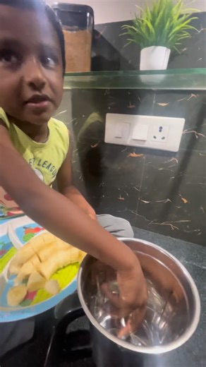 Nikitha😊 on Instagram: "😍😍 #ownvoice❤️ #food #kids #homecooking"