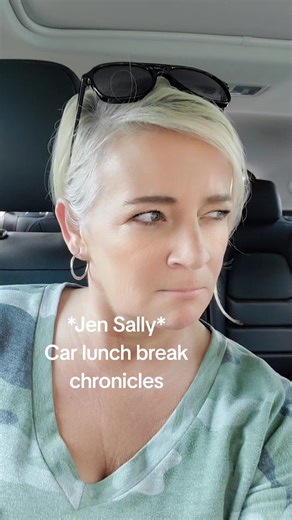 Car lunch break chronicles 🤣 | Jen Sally Official