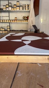 Here’s an easy beginners DIY project that almost anyone can do! - Thrifted canvas (£3) - 2x1s pine stripwood (£12) Ryobi Tools UK - 18g nailer - Orbital Sander - Mitre saw Dixie Belle Paint Company - 1/4 Pine Cone - 1/4 Chocolate - 1/4 Mudiscane wine - 1/4 Pumpkin Spice - Golden Ash NPGS - Mud in “White” - Terra Clay Paint “Moonbeam” *please note that products used are part of current and pervious paid partnerships A D #terraclaypaint , #norulespaint, #dbpterraclaypaint, #fyp | The Flipped Piece