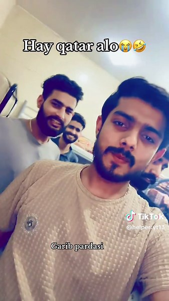 پردیس کی حقیقت: اکیلے مزدوروں کی زندگی