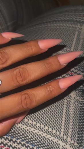 Mobile Nail Services: Stunning Nail Art Transformation