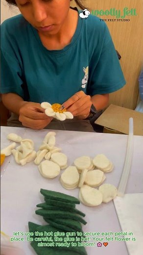 How to Make a Beautiful Felt Flower: Step-by-Step DIY Craft Tutorial #felt #feltart