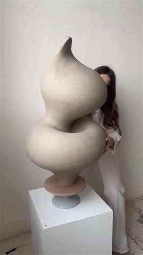 Coiling Woman 371 #ceramic #sculpture #handbuilding #clay
