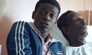 Les bracelets rouges - S03 E005