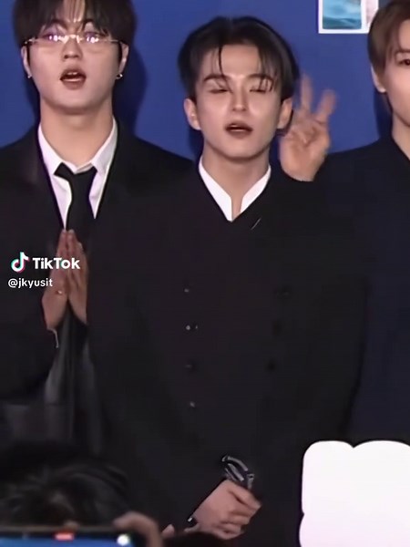 Asahi's Undercut Style: Trendy Hair Ideas from Treasure