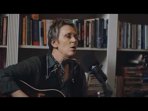 Mary Gauthier - It's Her Love