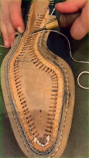 Newbie just learning #shoemakingschool #leatherworking #chicagothingstodo #leatherworkshop #fblifestyle | Chicago School of Shoemaking