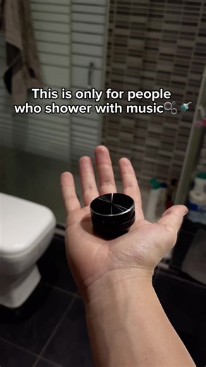 This is how showers are meant to be enjoyed!🫧 #minispeaker #shower #music #musiclover #tiktokmademebuyit
