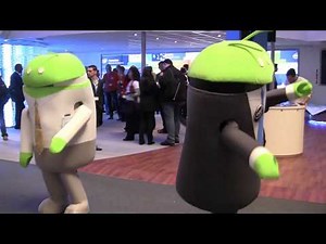 Life Size Dancing Android's at Mobile World Congress