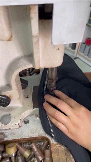 Perfect Snap Button Placement on Black Down Jackets | Factory Sewing POV #vanrd #garmentfactory