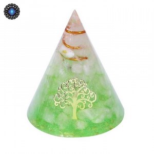 🤍🧘‍♂️ Energetically connect to your higher self with this Natural White Crystal Healing Orgonite Pyramid. 🧘‍♂️🤍 Buy now ⬇️ and SAVE! https://projectyourself.com/WhiteOrgonite White or clear stones symbolize the potential to reflect all energies around them. White is associated with the concepts of clarity, cleansing, and purification. Combined with the power of Orgone pyramids that are known for their ability to clean stagnant and negative energy, this Natural White Crystal Healing Orgonite 