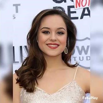 Strazile din Bucuresti| Hayley Orrantia|Florianrus| MIRA| Latin Music