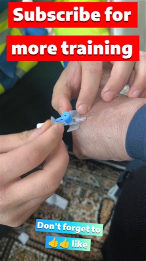 How to Perform Hand Venipuncture in Elderly Patients#nursingskills #emergency #injection #blooddraw